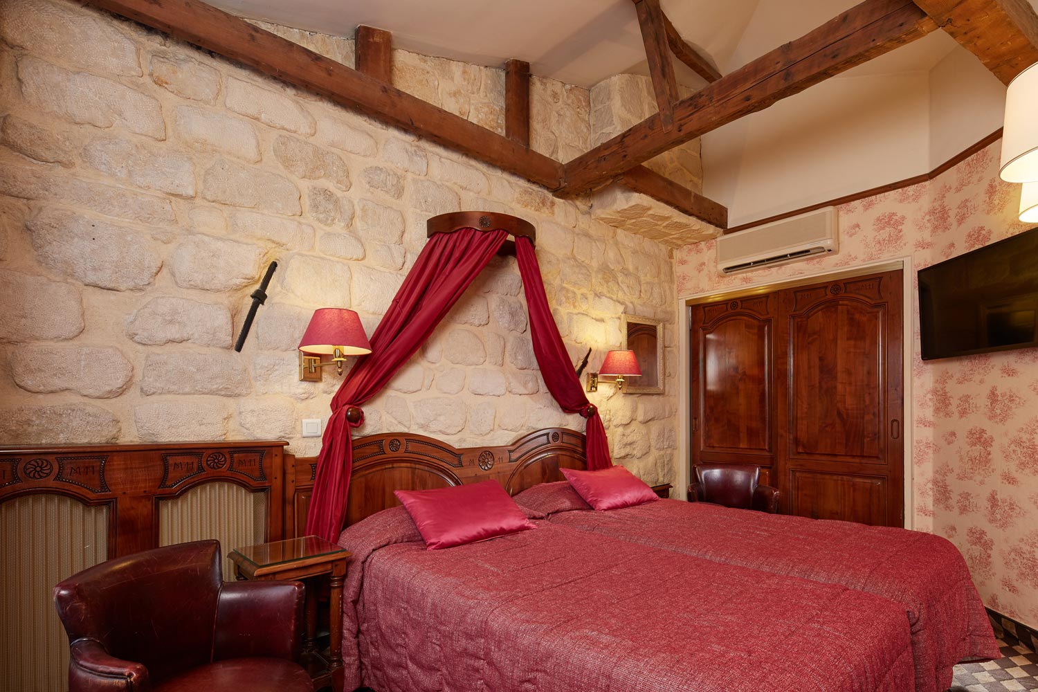 → Galerie photos de l'hôtel MInerve Paris, hôtel 3 étoiles quartier latin