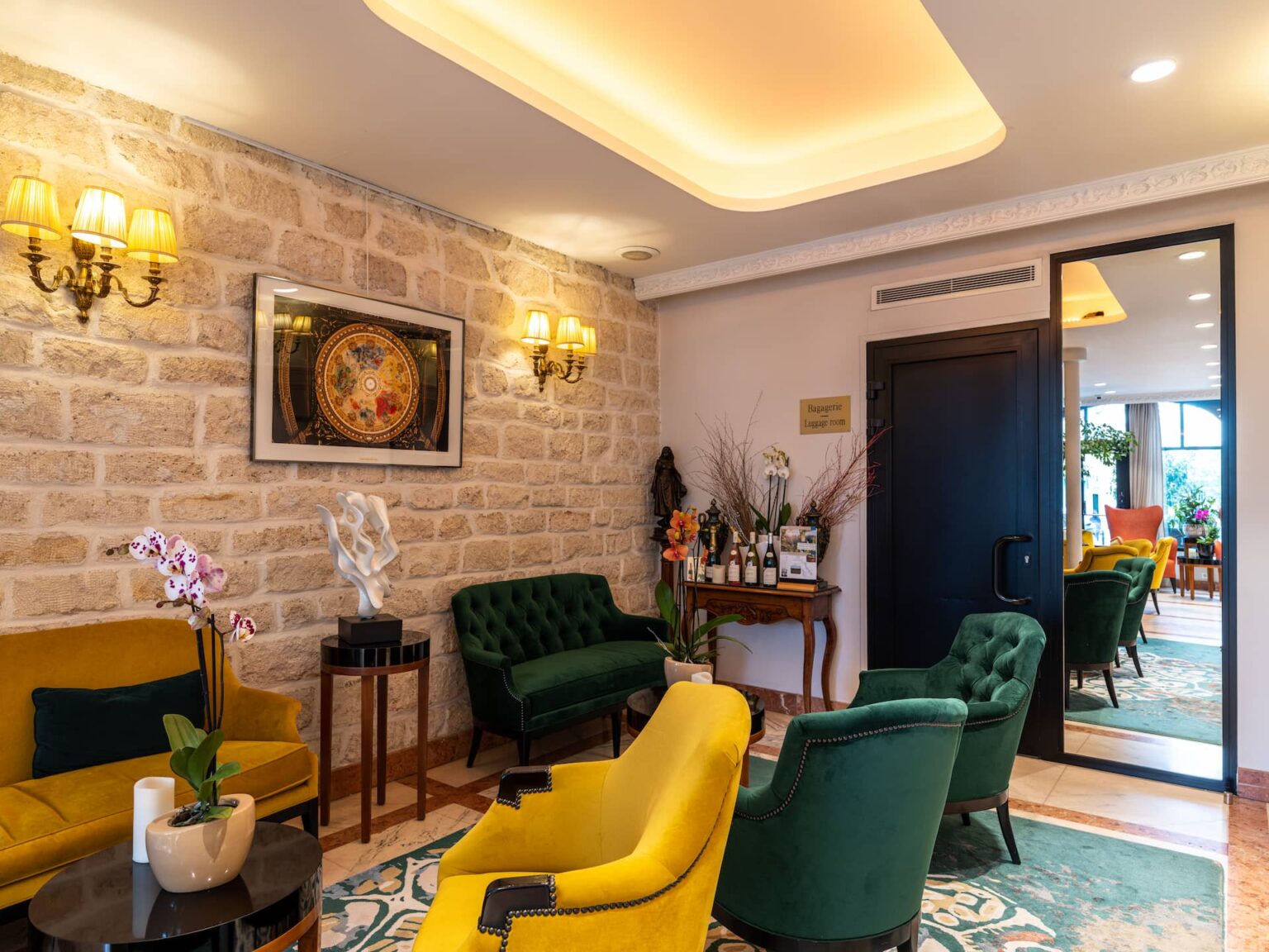→ Photo gallery of the Hotel Minerve Paris, 3 star hotel in the Latin ...