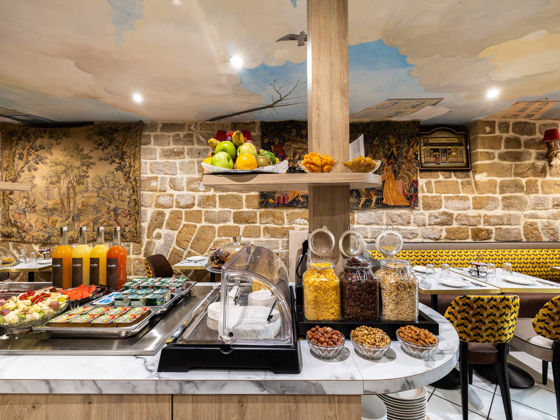 → Photo gallery of the Hotel Minerve Paris, 3 star hotel in the Latin ...