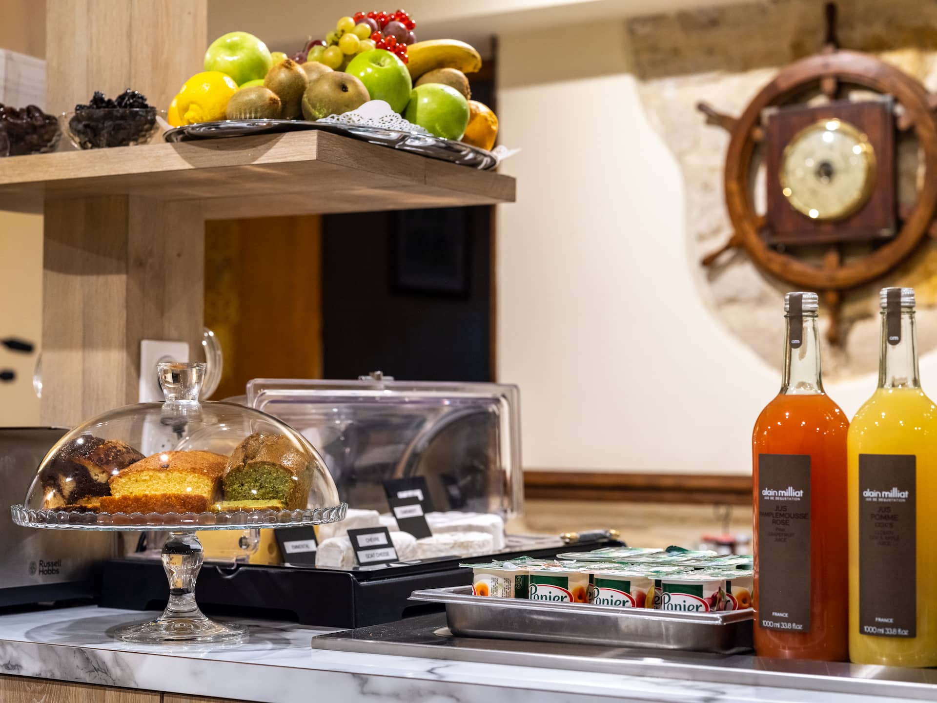 → Photo gallery of the Hotel Minerve Paris, 3 star hotel in the Latin ...